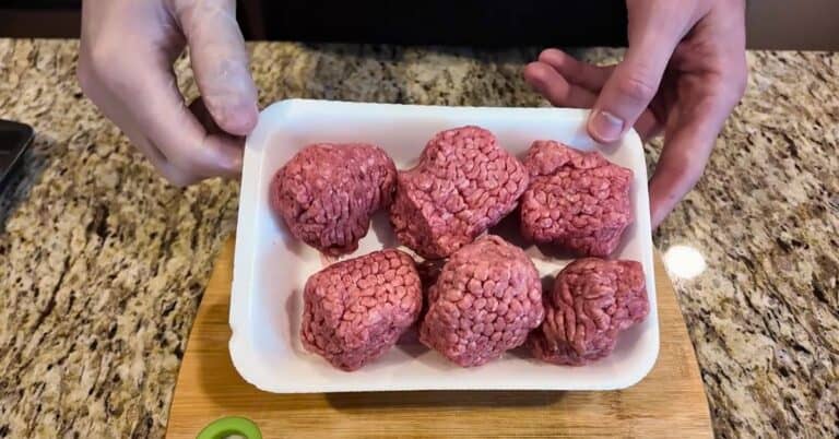 How To Make Smash Burgers On a Blackstone Griddle - Blackstone Griddle 101